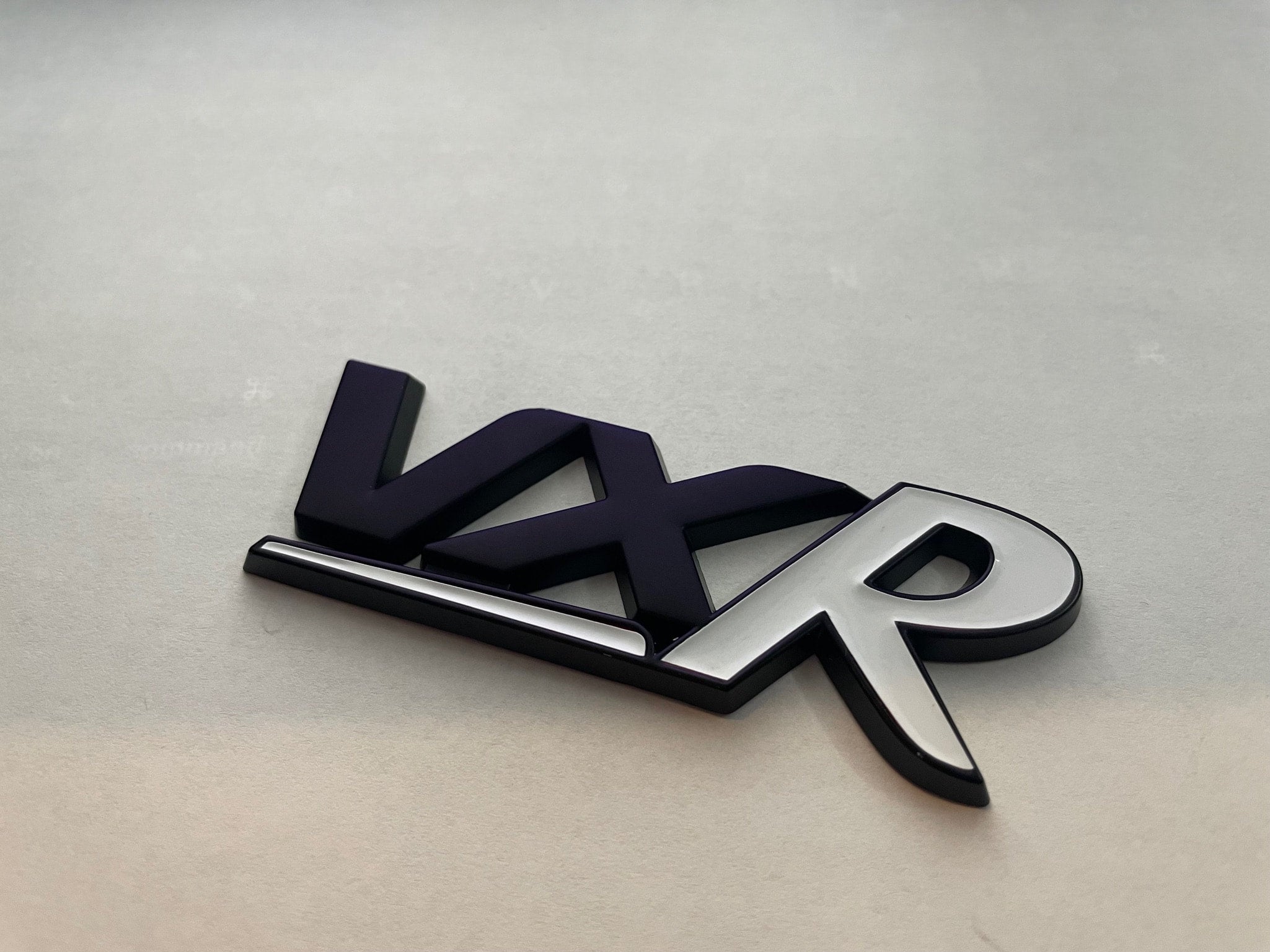 GLOSS BLACK VXR BADGE WITH VINYL INLAYS (FRONT - PLATE & SCREW ...